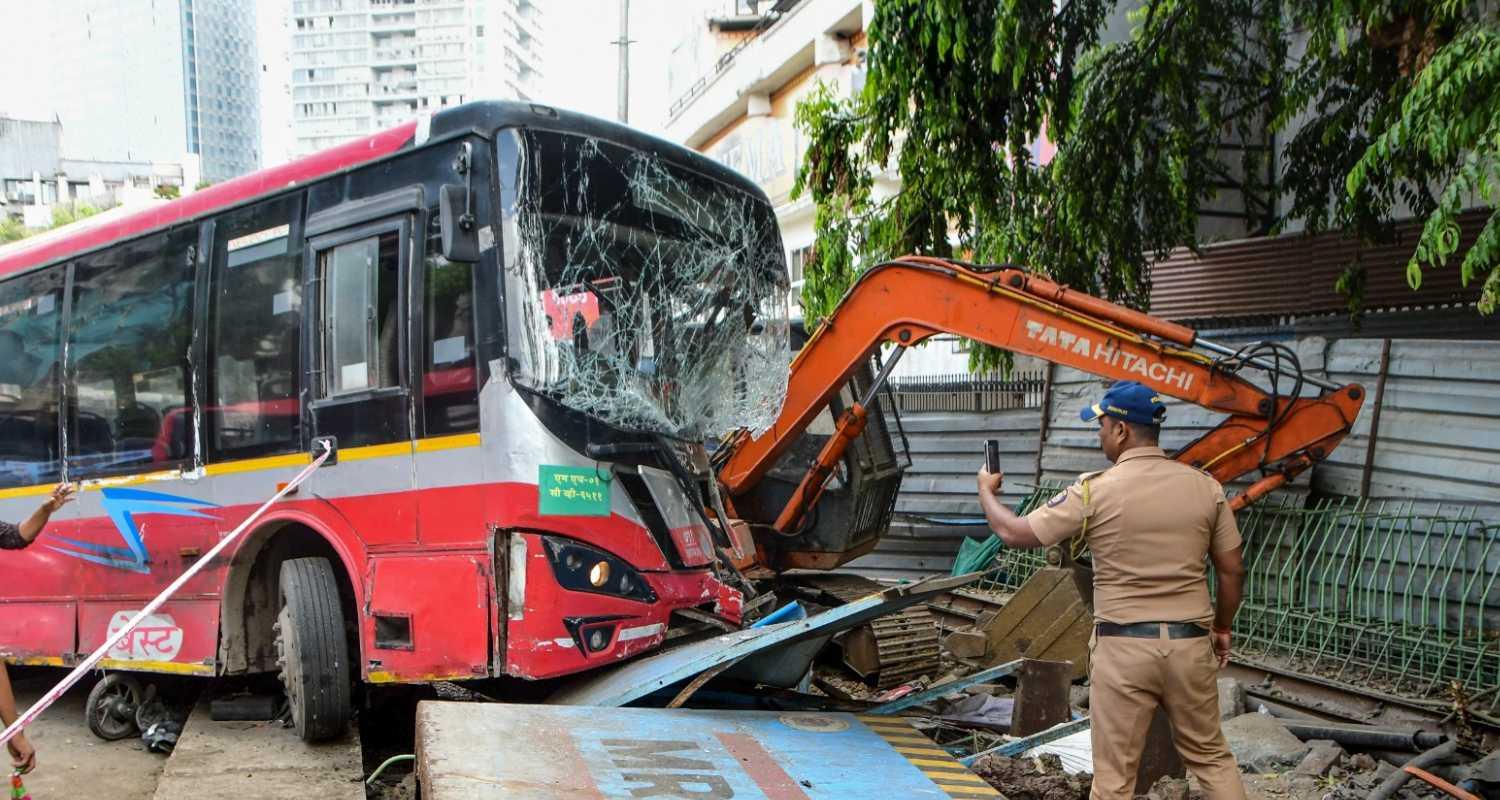 Human error suspected in Mumbai BEST Bus crash which killed 1